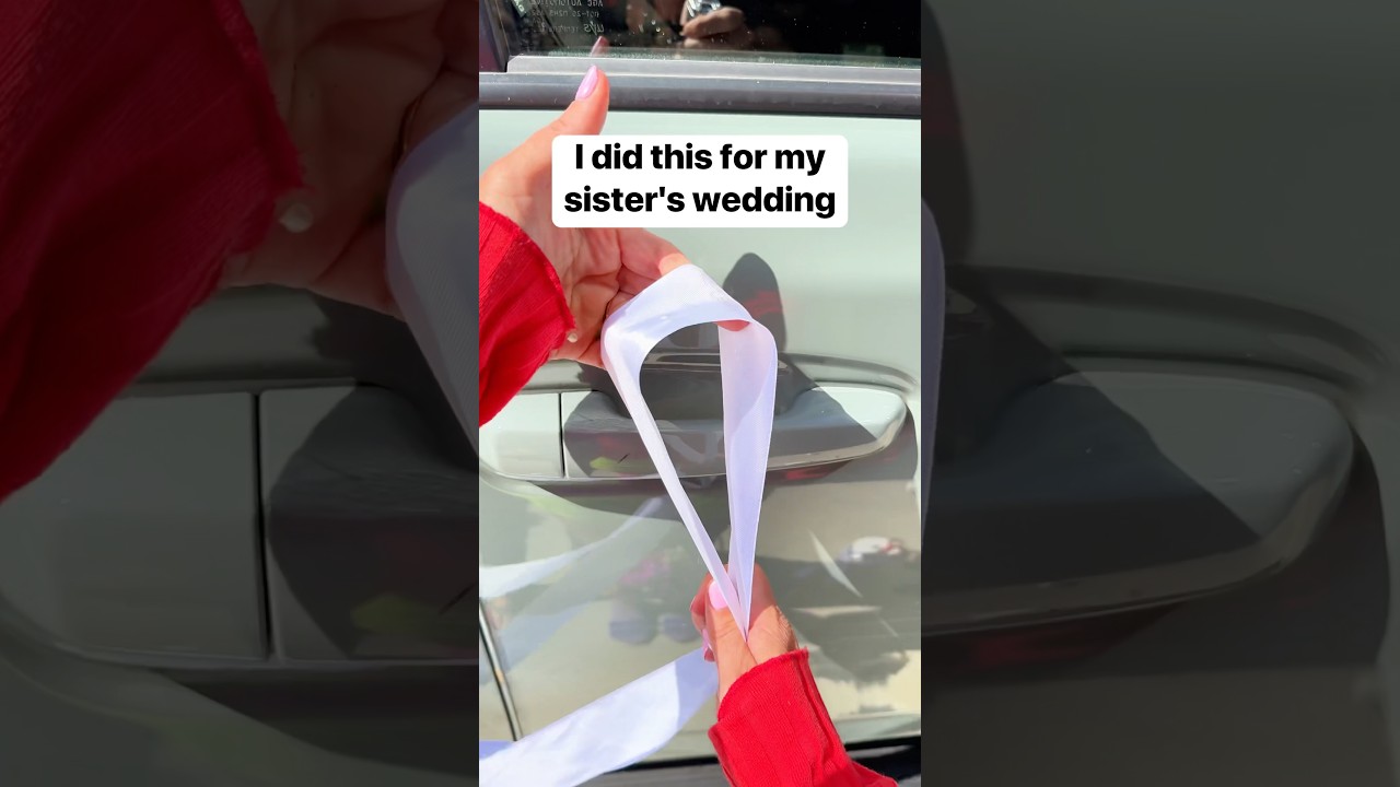 Gorgeous diy flower decor for the wedding send off car #weddingideas #weddingflowers #cardecor