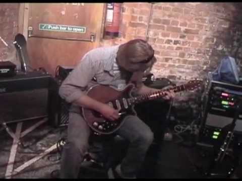 Brian May Rig Rundown - Guitar Discussions on theFretBoard