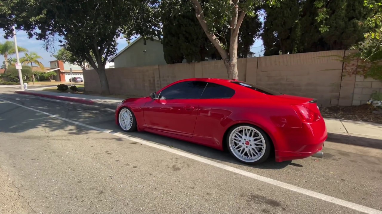 Red Infiniti G37s Coupe // Static