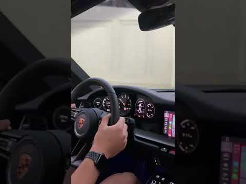 Straight pipe catless Porsche Carrera S 992 tunnel sound!