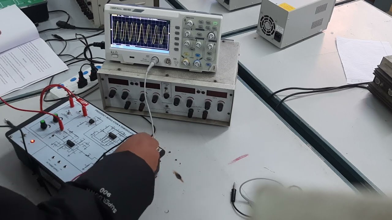 Frequency Modulation Lab | Modulation and Demodulation of Sync Signal | Analog Communication