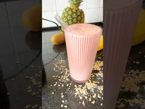 This smoothie recipes combines sweetness and fiber #smoothierecipes #healthylife #smoothie #healthy