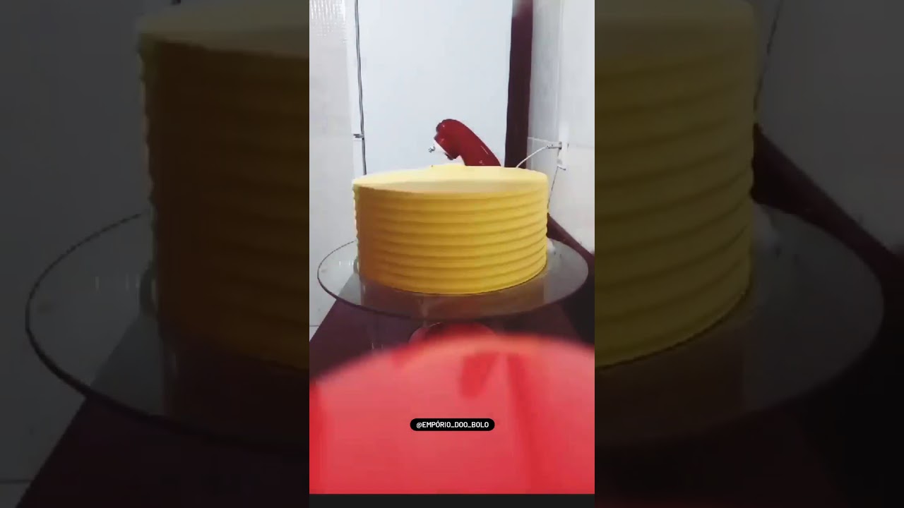 Meu último bolo, Tema bela e a fera, Decoraçao em chantininho. #bolo #chantininho #belaeafera