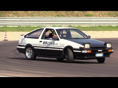 Toyota AE86 Sprinter Trueno - Drifting, pure sound & on board