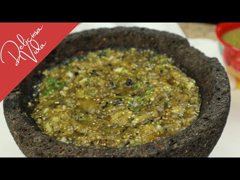 2 GREEN SALSAS WITH THE SAME INGREDIENTS | MEXICAN SALSA VERDE