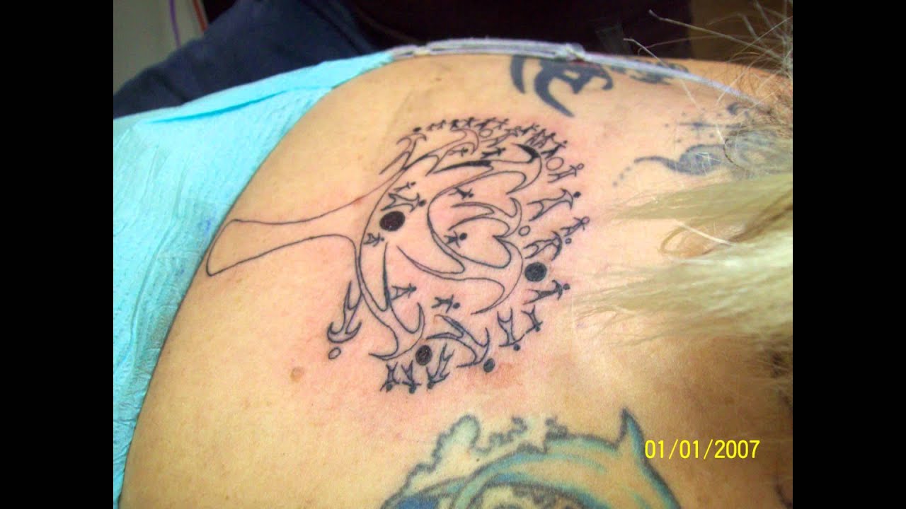FAMILY TREE TATTOO