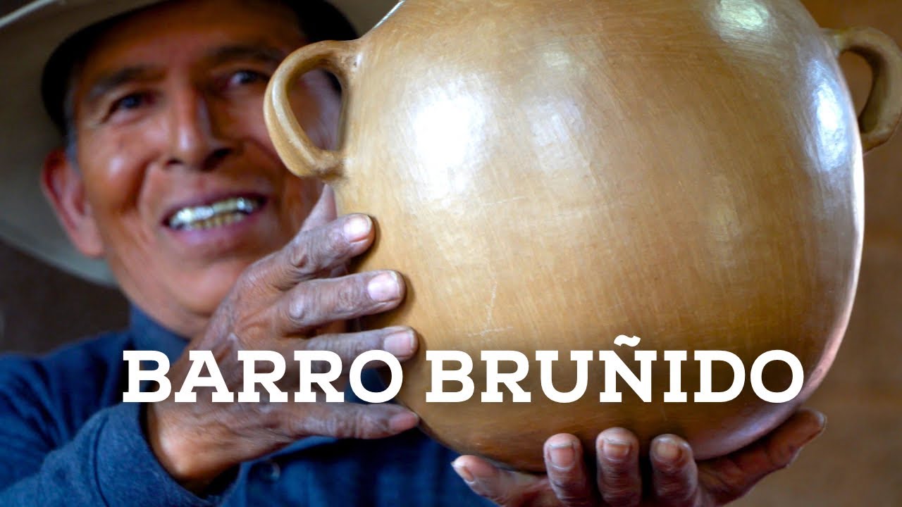 La cuna de la cerámica en México: La tradición milenaria del barro bruñido en el Valle de Tehuacán.