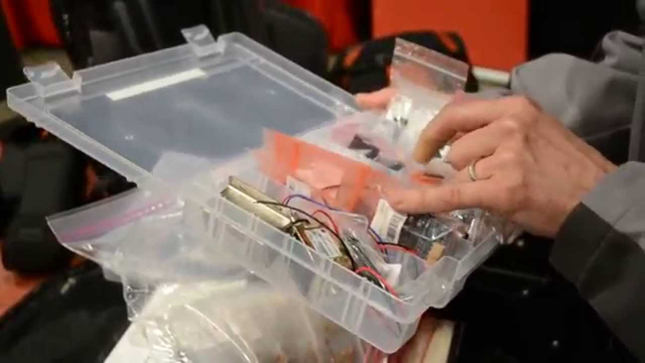 Hacking on the go with Kenji Larsen