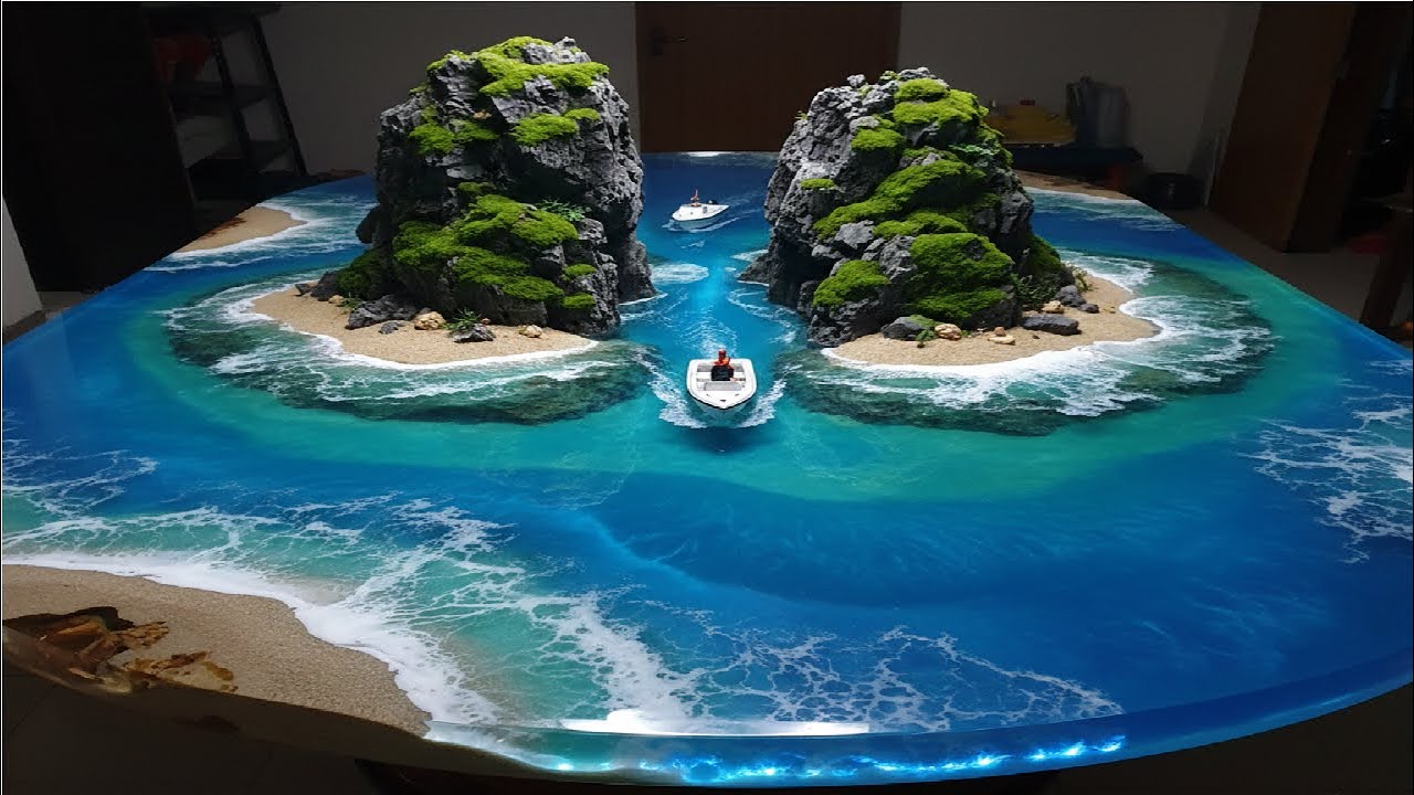 Touch the Heritage-Click to See the Table Embracing the World Heritage Site- A Miniature Ha Long Bay