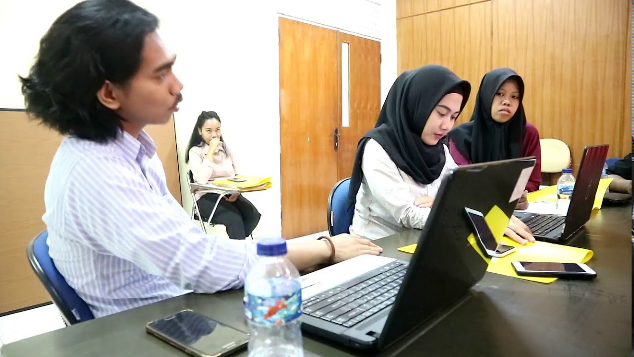 Rapat Bisnis PT. La`Coffe (Young Coffee`99)