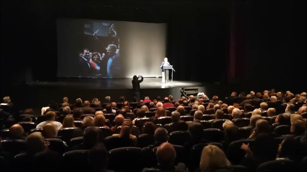 Κατάμεστη η Αίθουσα Τέχνης Κοζάνης στην κεντρική ομιλία της Παρασκευής ...