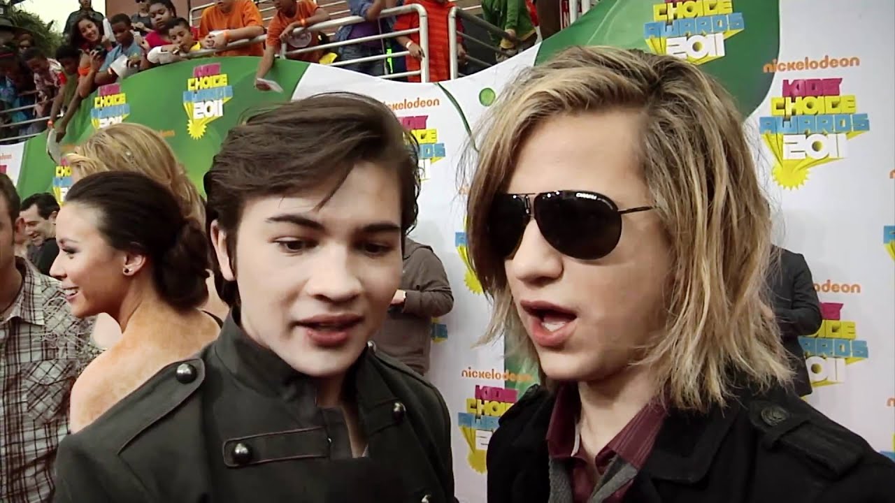 Taylor Gray & Dillon Lane 2011 Kids' Choice Awards Interview