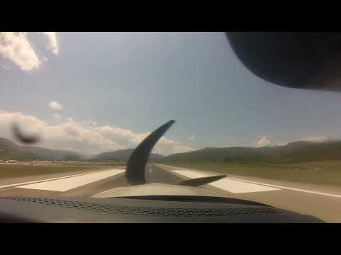 Aspen/Pitkin County Airport in a Cirrus SR22