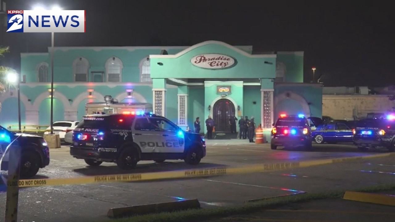 One Dead, One Injured After Gunfire Rips Through Crowd Outside Houston Gentleman’s Club
