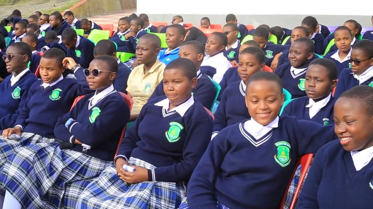 A SPEECH BY THE HEAD GIRL OF THE SCHOOL