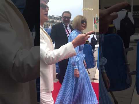 #AnnaWintour and #BazLuhrmann are taking in the sights at the #Olympics Opening Ceremony! #Paris2024