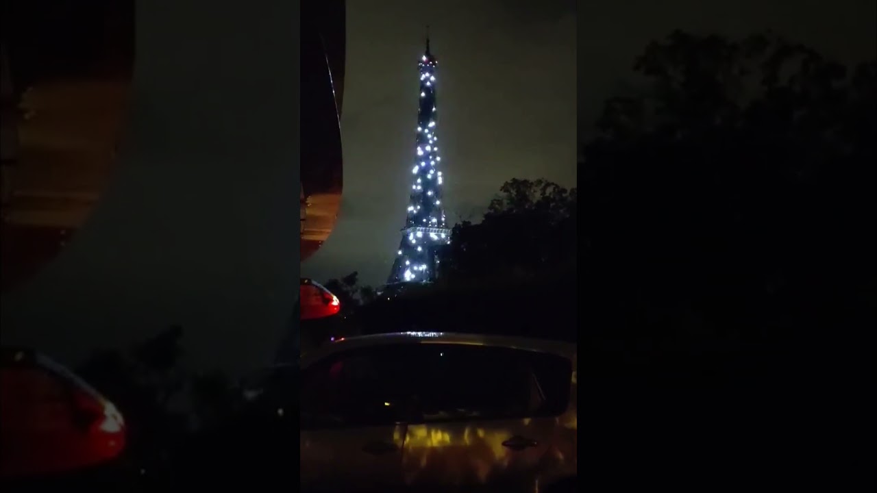 Midnight 12am light show eiffel tower paris,city of love and lights#parisparty#parisintherain#paris
