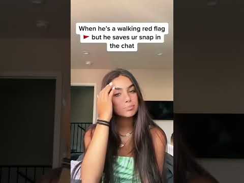 When he’s a red flag.. but he saves your snap in chat 🥰 #shorts #redflag