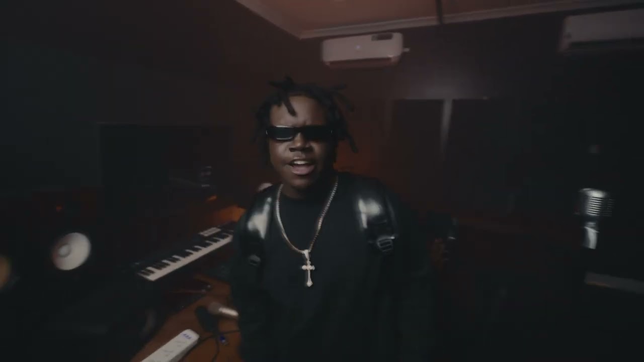 Famous Pluto - Osusu feat. Jeriq (Visualiser)