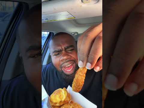 EATING KRISPY KRUNCHY CHICKEN #shorts #entertainment