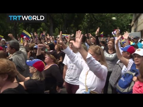 Venezuela Church Mothers: March disrupted by pro-government supporters