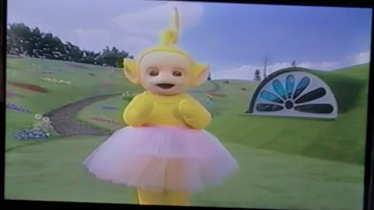 Teletubbies Segment - Laa-Laa Dances With Her Ball (US Version)