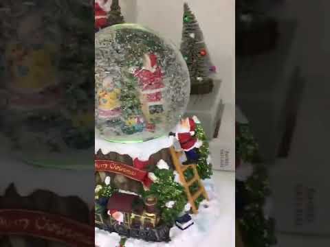 Christmas Snow Globe #snowglobe #christmas #christmasmusic2023 #ChristmasSnowGlobe