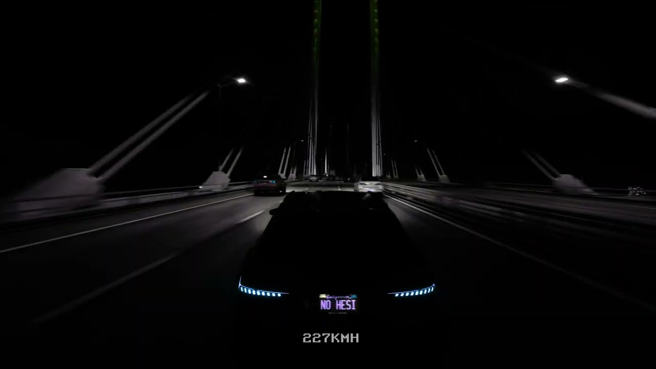 Audi RS6 Crash (Crystal Castles - Kerosene)