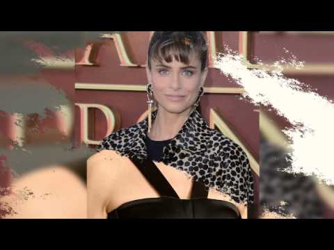 Amanda Peet