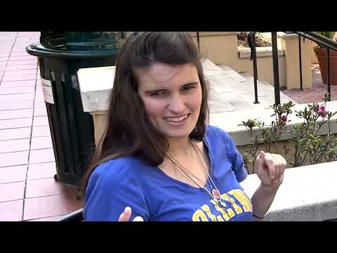 Elizabeth Bonker, who has non-speaking autism, is Valedictorian Class ...