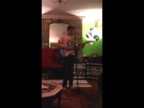 Mark Moncada – Victory to the Intifada | Red