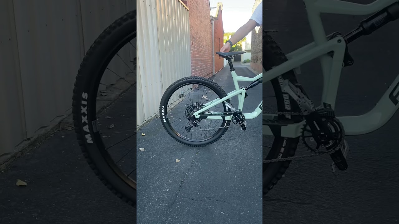 MTB Suspension Test | Hardtail VS Full Suspension