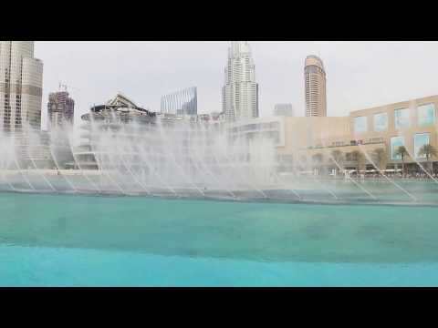 Dubai Fountain Daytime Water Show -- Traveling the World from Time to Time