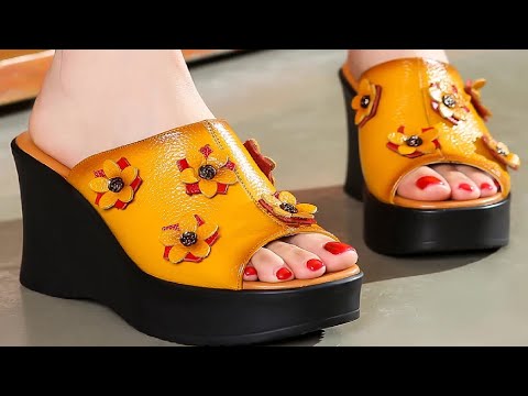 AMAZING DESIGNS OF FOOTWEAR IN MUSTARD COLOUR 2021||MUSTARD YELLOW FOOTWEARS 2021 FASHION DESIGNS