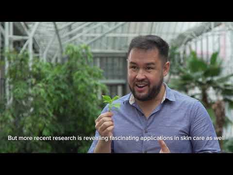 James Wong: The Plant Science of Superskin™ Alt-Retinol Booster