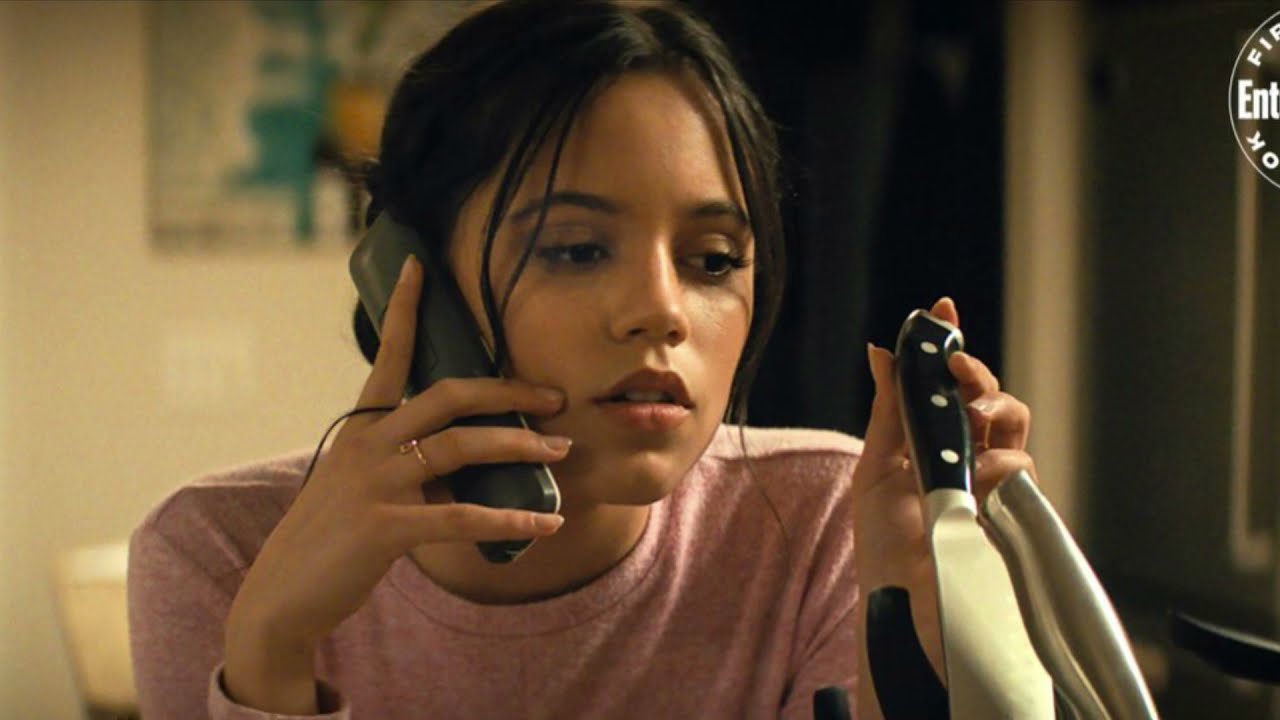 FIRST LOOK Scream 2022 Movie Stills & Poster!