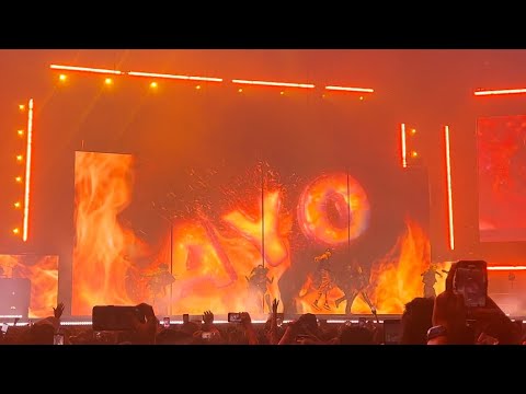 AYO / BEAT IT - Chris Brown - 11:11 Tour - Live Oakland Arena