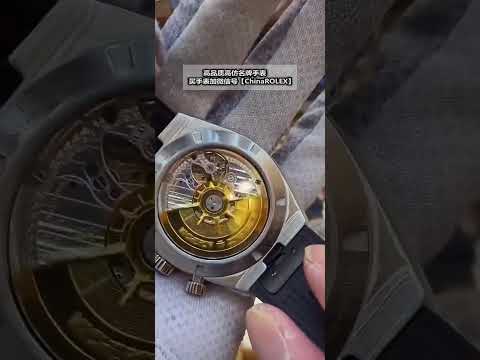昆仑表 Corum Bubble 18K 黄金表壳与蓝宝石水晶气泡表镜，彩色表盘与鳄鱼皮表带，独特设计彰显个性。 #手表 #頂級腕表 #勞力士 #香港 #腕表