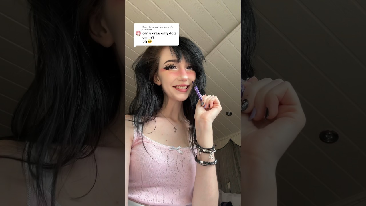 #asmr drawing dots on your face 🖍️ #asmrshorts #asmrdrawing #asmrpersonalatttention