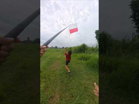 Wakwao #layanganputus #layanglayang #layangan #kite #mengejarlayanganputus #flyingkite
