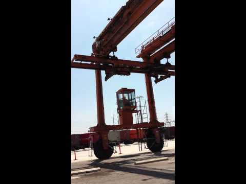 1995 Mi-Jack 1000R 40-50 Ton Travel Lift (Crane 1)