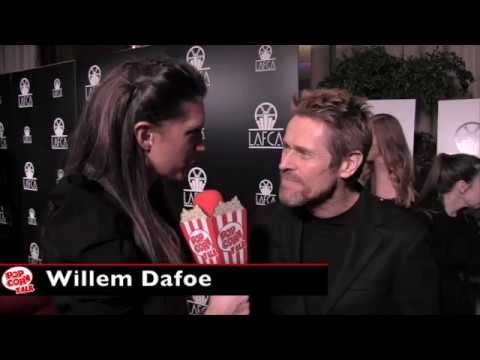 Willem Dafoe discusses The Florida Project at the LAFCA Awards!