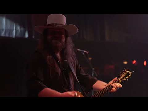 Billy Bob's Texas with Copper Chief