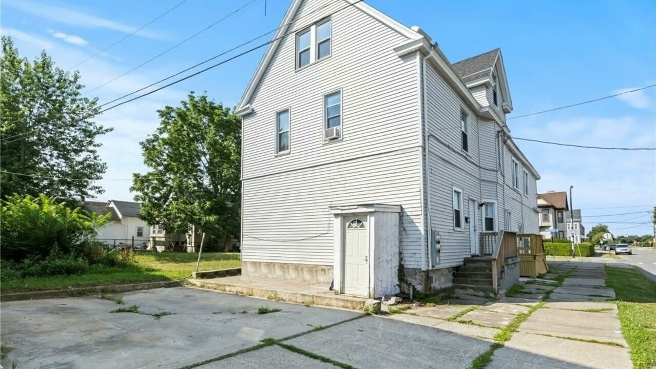877 Prospect Avenue Buffalo, NY 14213