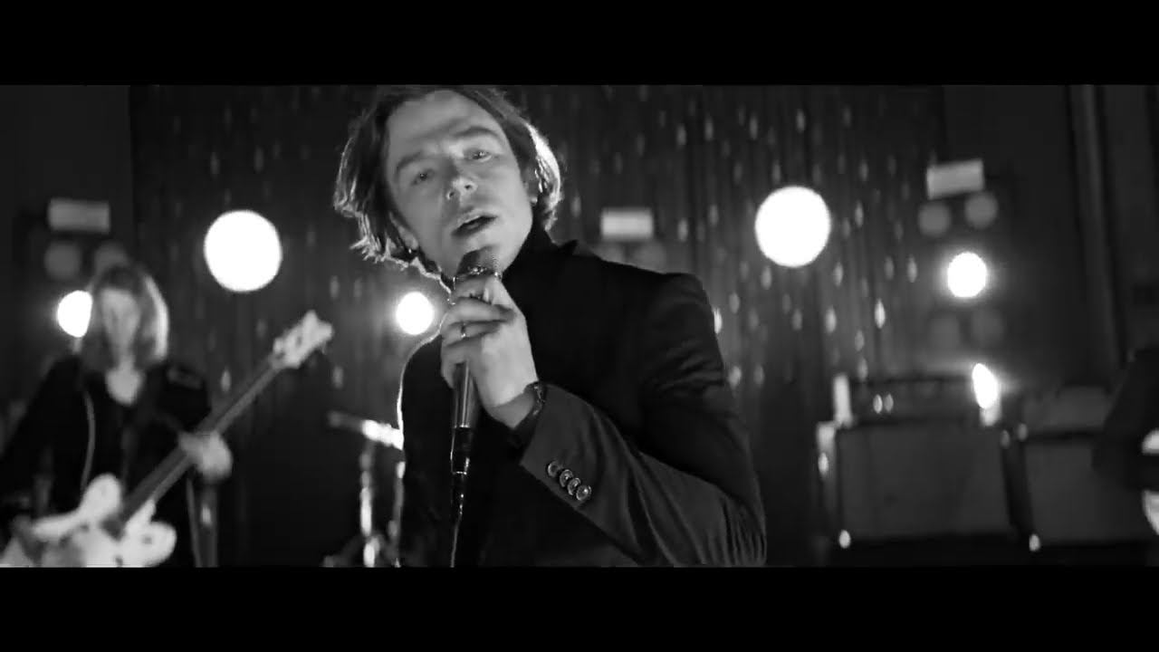 Cage The Elephant - Cold Cold Cold Lyrics And Videos
