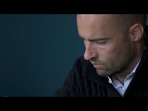 About Commercial Photographer Erik Almas | PRO EDU Photographer Erik Almas's Biography
