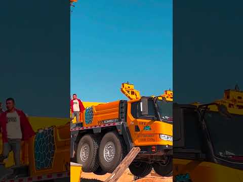 XCMG XCA400L8 BEAST MODE! 400-Ton Crane Power in Action!