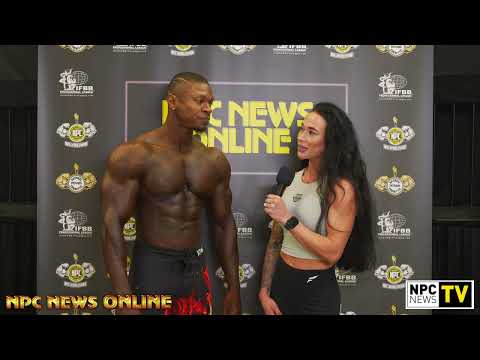 2024 NPC Masters National Championships Men's Physique 35 & 40+ Overall Winner Ontario Alexander