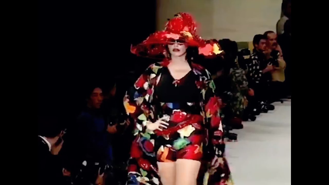 Chanel Spring Summer 1992 Show full