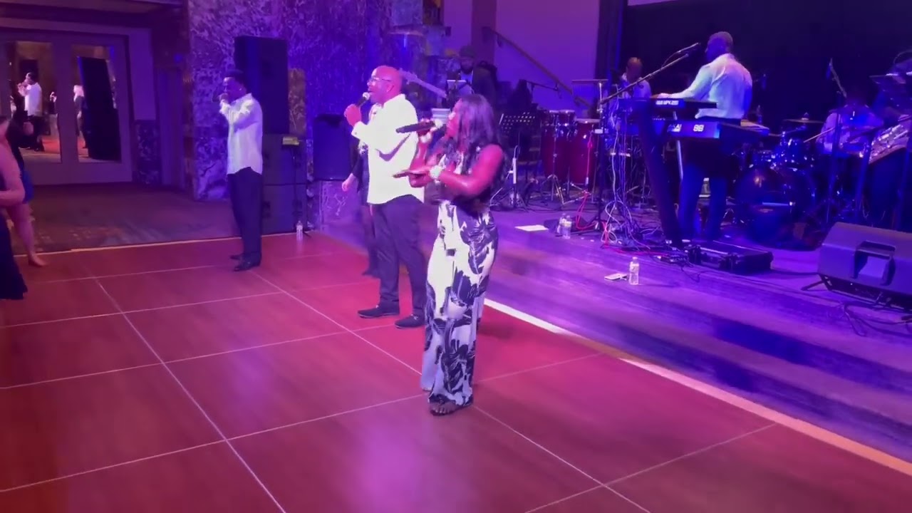 Hire 2nd Wind Band - Cover Band in Cincinnati, Ohio